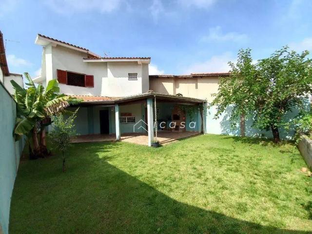 Casa / Sobrado para Venda em Caçapava/SP Vila Santos 3 Quartos