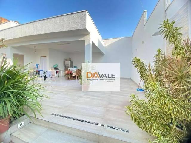Casa / Sobrado para Venda em Caçapava/SP Vila Santos 3 Quartos