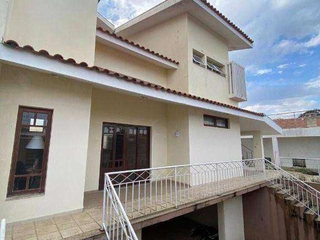 Casa / Sobrado para Venda em Caçapava/SP Vila Pantaleão 4 Quartos