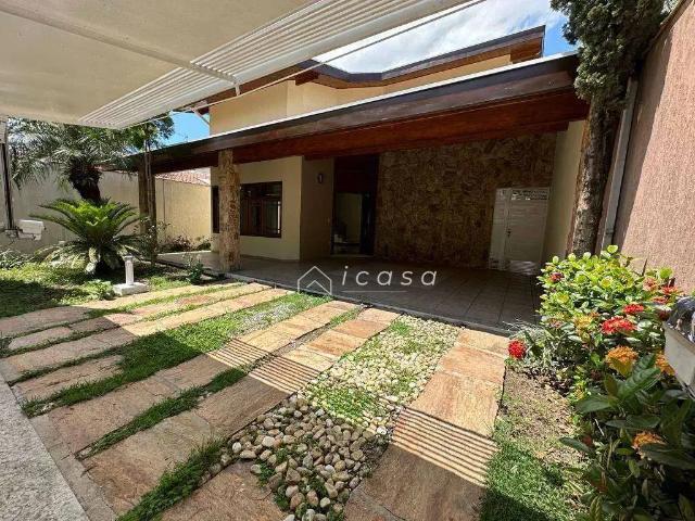 Casa / Sobrado para Venda em Caçapava/SP Vila Resende 4 Quartos