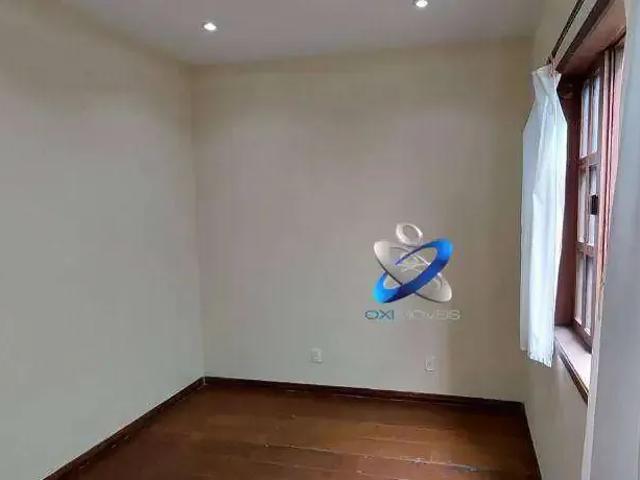 Casa / Sobrado para Venda em Caçapava/SP Vila Resende 6 Quartos