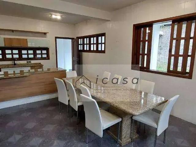 Casa / Sobrado para Venda em Caçapava/SP Vila Resende 6 Quartos