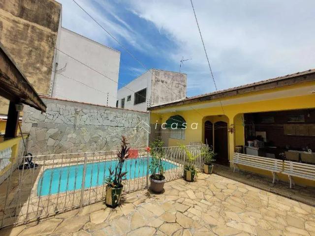 Casa / Sobrado para Venda em Caçapava/SP Vila Resende 3 Quartos