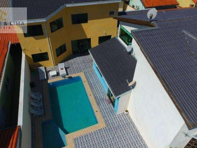 Casa / Sobrado para Venda em Caçapava/SP Village das Flores 5 Quartos