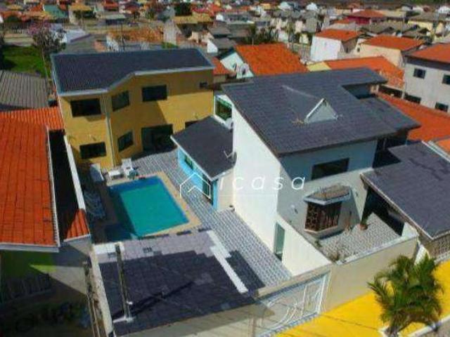 Casa / Sobrado para Venda em Caçapava/SP Village das Flores 5 Quartos