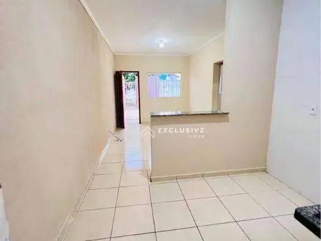 Casa / Sobrado para Venda em Caçapava/SP Village das Flores 2 Quartos