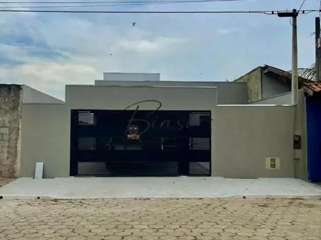 Casa / Sobrado para Venda em Caçapava/SP Village das Flores 3 Quartos