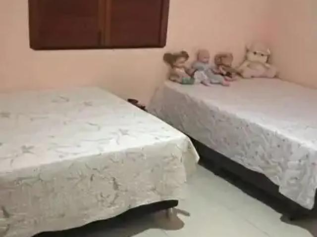 Casa / Sobrado para Venda em Camaçari/BA Monte Gordo 4 Quartos