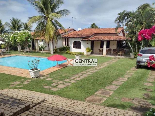 Casa / Sobrado para Venda em Camaçari/BA Monte Gordo 4 Quartos