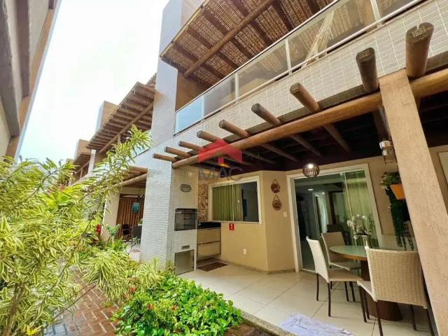 Casa / Sobrado para Venda em Camaçari/BA Monte Gordo 5 Quartos