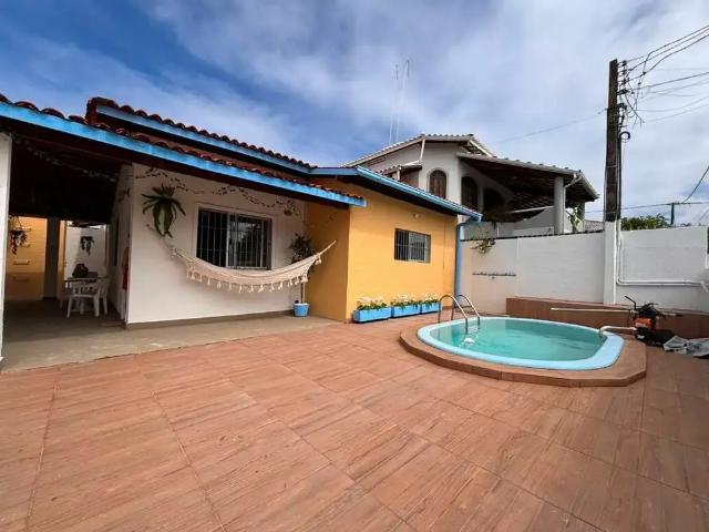 Casa / Sobrado para Venda em Camaçari/BA Abrantes 3 Quartos