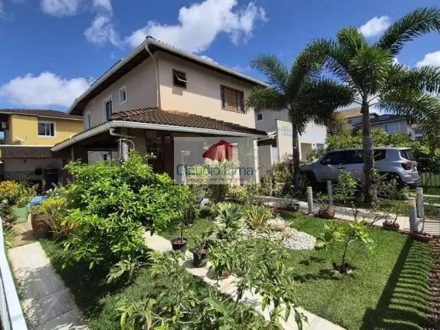 Casa / Sobrado para Venda em Camaçari/BA Abrantes 4 Quartos