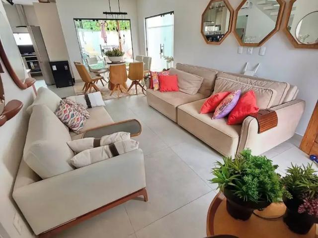 Casa / Sobrado para Venda em Camaçari/BA Abrantes 4 Quartos