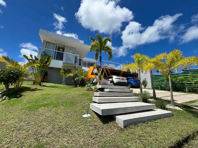 Casa / Sobrado para Venda em Camaçari/BA Alphaville Abrantes 4 Quartos