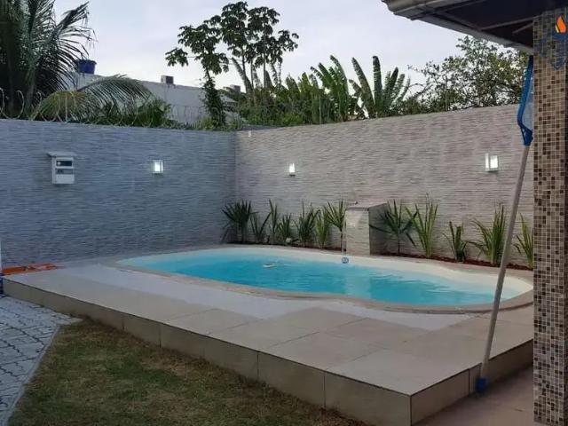 Casa / Sobrado para Venda em Camaçari/BA Arembepe Abrantes 2 Quartos