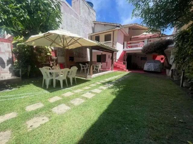 Casa / Sobrado para Venda em Camaçari/BA Arembepe Abrantes 4 Quartos