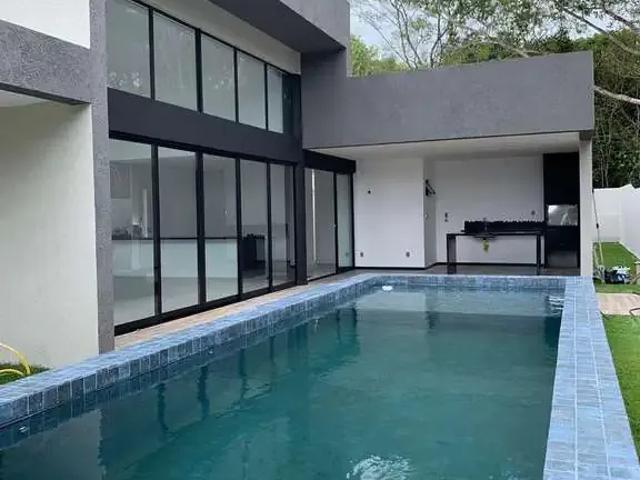 Casa / Sobrado para Venda em Camaçari/BA Guarajuba 4 Quartos