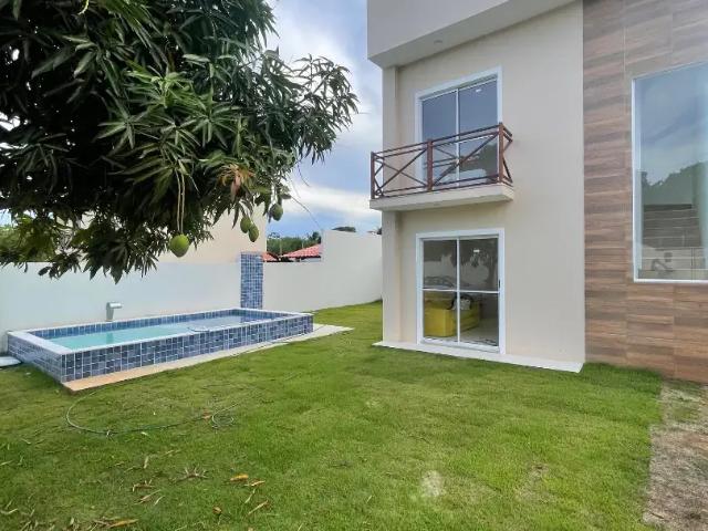 Casa / Sobrado para Venda em Camaçari/BA Guarajuba 2 Quartos