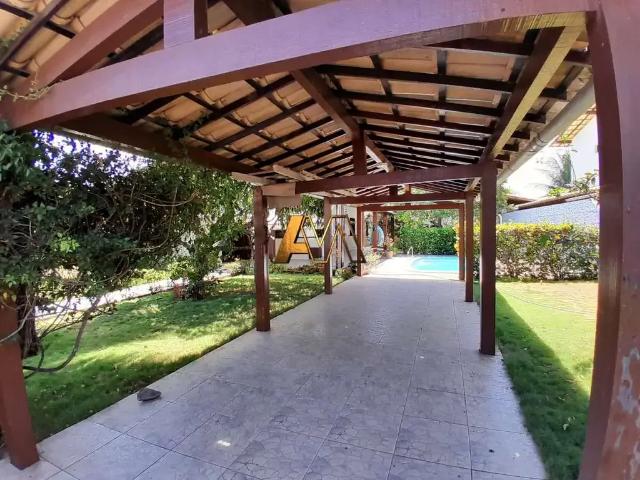 Casa / Sobrado para Venda em Camaçari/BA Guarajuba 3 Quartos