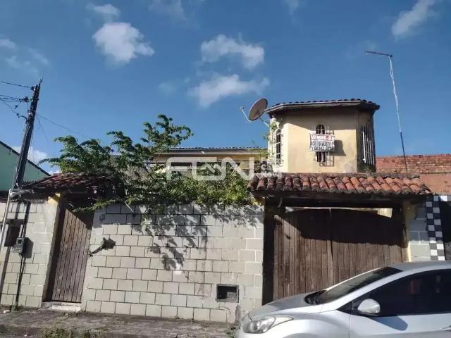Casa / Sobrado para Venda em Camaçari/BA Gleba B 5 Quartos