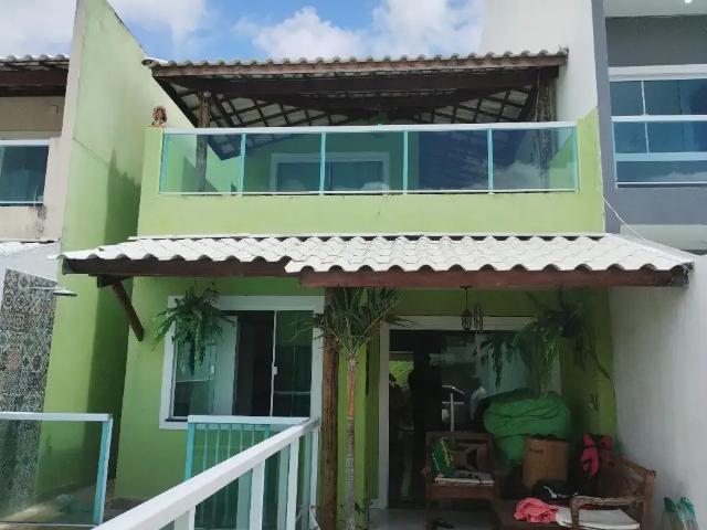 Casa / Sobrado para Venda em Camaçari/BA Jauá 3 Quartos