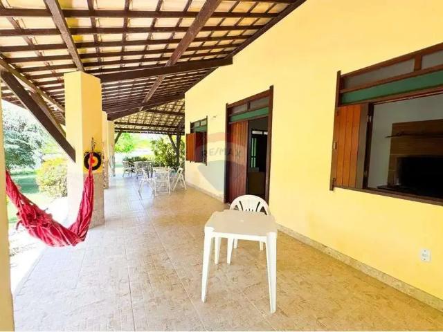 Casa / Sobrado para Venda em Camaçari/BA Jauá 8 Quartos