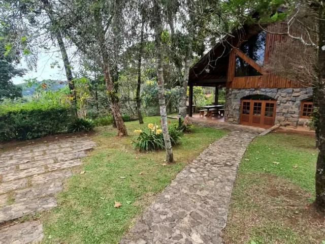 Casa / Sobrado para Venda em Camanducaia/MG Monte Verde 6 Quartos