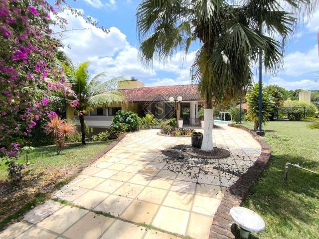 Casa / Sobrado para Venda em Camaragibe/PE Aldeia dos Camarás 4 Quartos