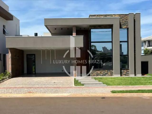 Casa / Sobrado para Venda em Cambé/PR Bellevie 3 Quartos