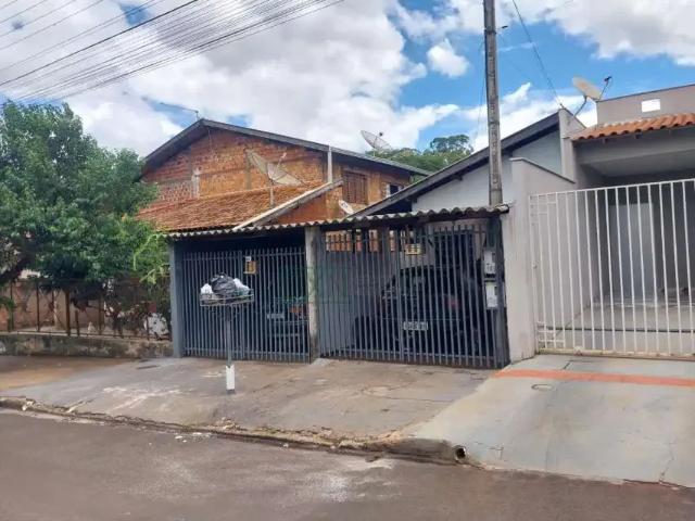 Casa / Sobrado para Venda em Cambé/PR Centro 2 Quartos