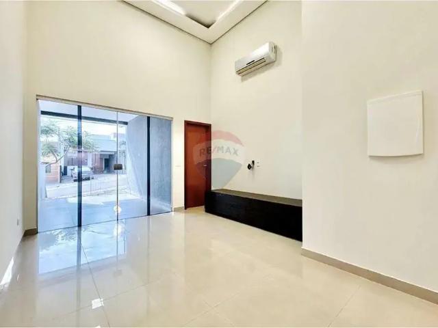 Casa / Sobrado para Venda em Cambé/PR Centro 3 Quartos