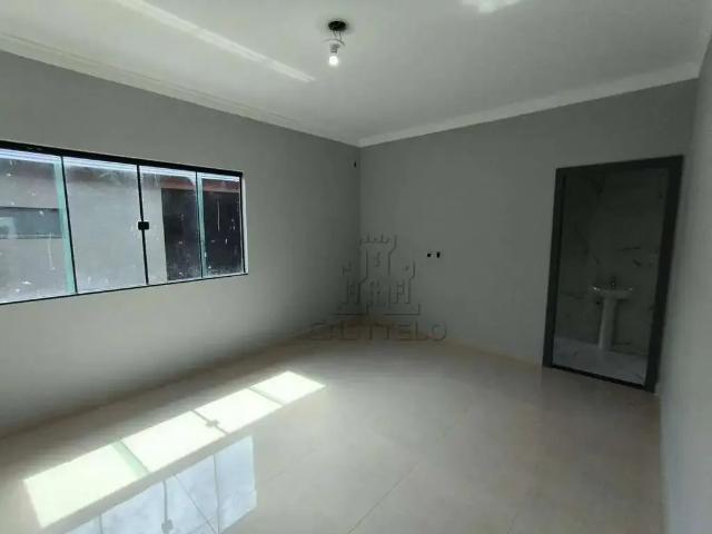 Casa / Sobrado para Venda em Cambé/PR Centro 3 Quartos