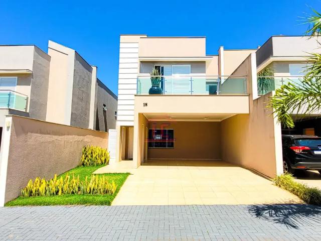 Casa / Sobrado para Venda em Cambé/PR Centro 3 Quartos