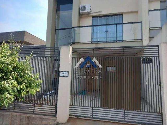 Casa / Sobrado para Venda em Cambé/PR Centro 3 Quartos