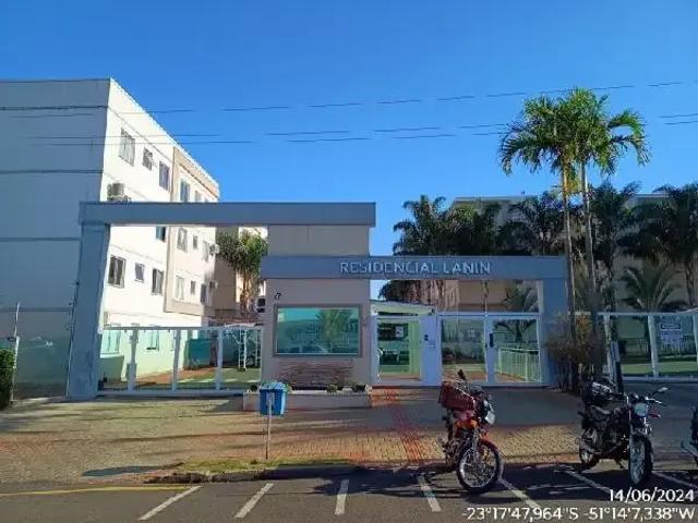 Casa / Sobrado para Venda em Cambé/PR Chácara Manella