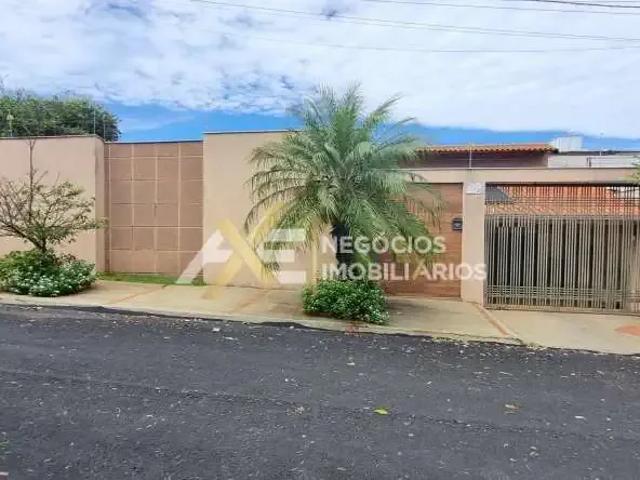 Casa / Sobrado para Venda em Cambé/PR Jardim Bela Vista 3 Quartos