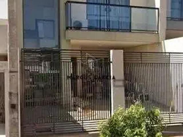 Casa / Sobrado para Venda em Cambé/PR Planta São Francisco 3 Quartos