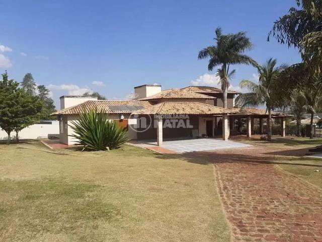 Casa / Sobrado para Venda em Cambé/PR Recanto dos Pinheiros 4 Quartos
