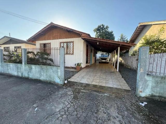 Casa / Sobrado para Venda em Camboriú/SC Monte Alegre 2 Quartos