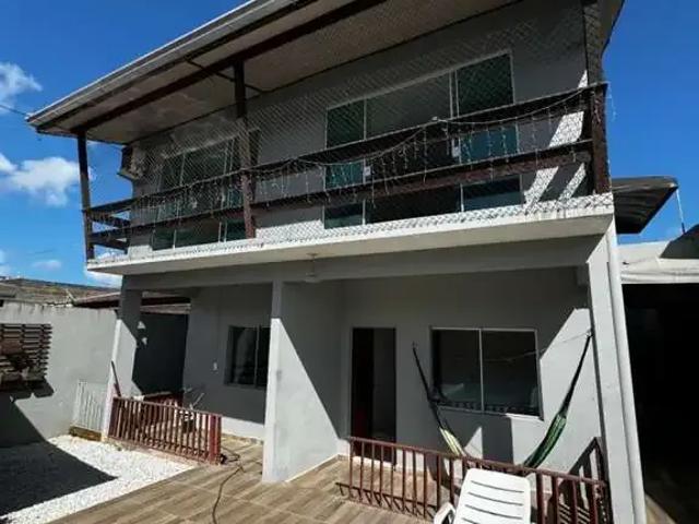 Casa / Sobrado para Venda em Camboriú/SC Areias 4 Quartos
