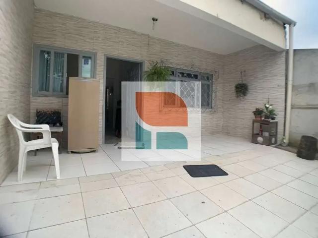 Casa / Sobrado para Venda em Camboriú/SC Areias 5 Quartos