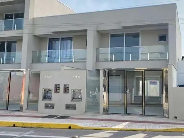 Casa / Sobrado para Venda em Camboriú/SC Areias 2 Quartos