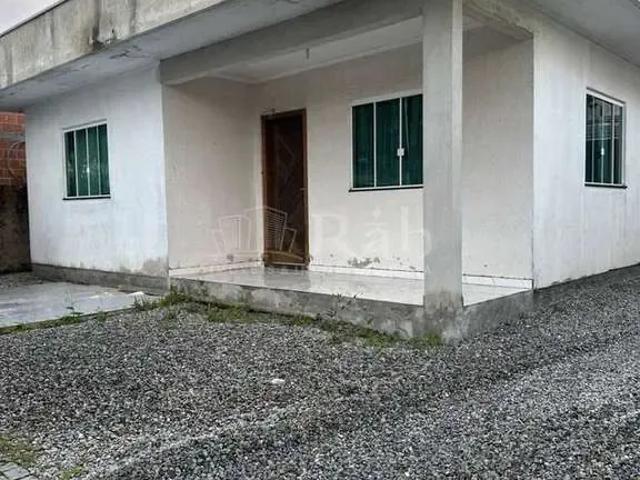 Casa / Sobrado para Venda em Camboriú/SC Areias 3 Quartos