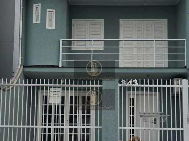 Casa / Sobrado para Venda em Camboriú/SC Areias 3 Quartos