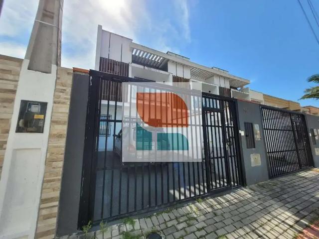 Casa / Sobrado para Venda em Camboriú/SC Areias 3 Quartos