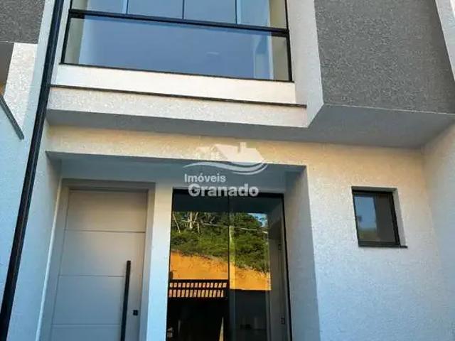 Casa / Sobrado para Venda em Camboriú/SC Areias 3 Quartos