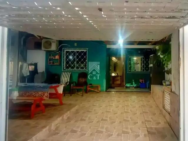 Casa / Sobrado para Venda em Camboriú/SC Cedro 3 Quartos