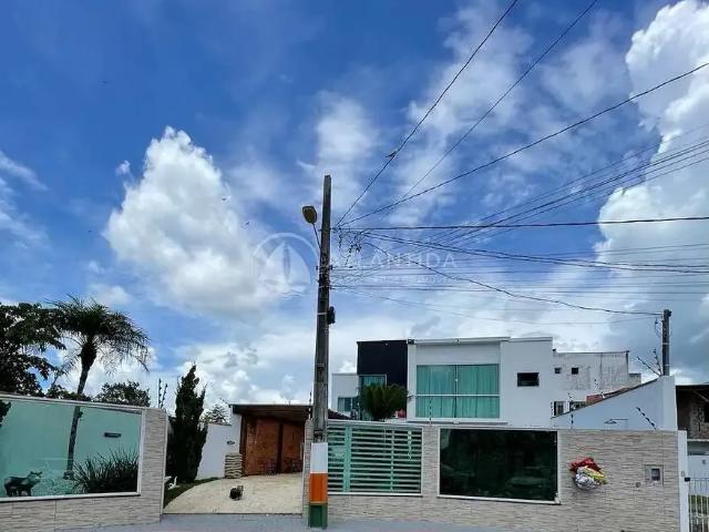 Casa / Sobrado para Venda em Camboriú/SC Centro 4 Quartos
