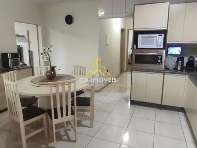 Casa / Sobrado para Venda em Camboriú/SC Centro 5 Quartos
