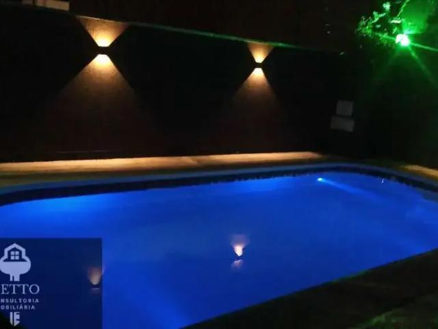 Casa / Sobrado para Venda em Camboriú/SC Centro 2 Quartos